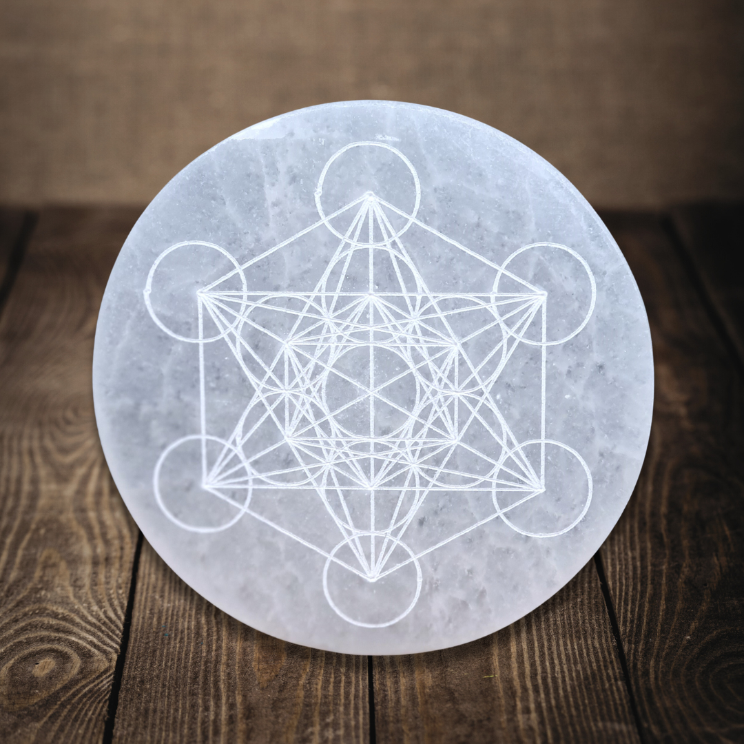 Plaque en Sélénite avec Cube de Metatron gravé (SELMET) – ENAE Minéraux